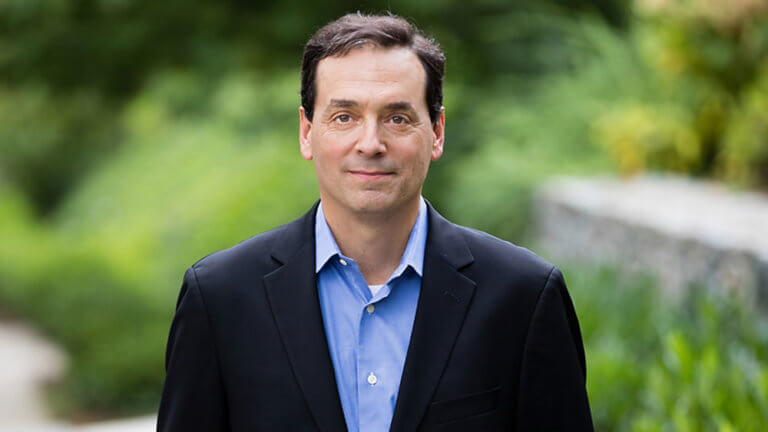 Daniel Pink on the Best Way to Start a Meeting