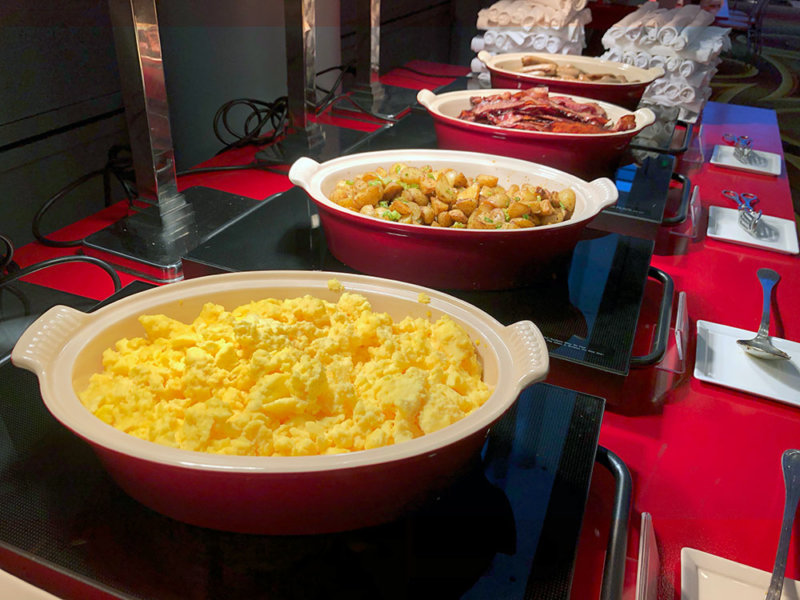 How to Create a Buzzy Breakfast for Your Conference