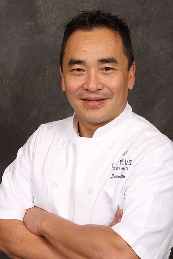 Chef Puts Malaysian Touch on Tray Service for Groups